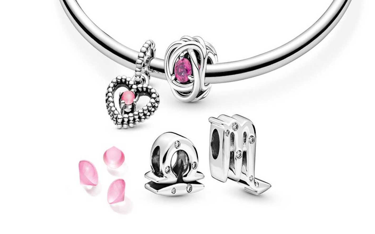 Brățări | Site-ul oficial al bijuteriilor originale PANDORA SF1 CLIPS SRL